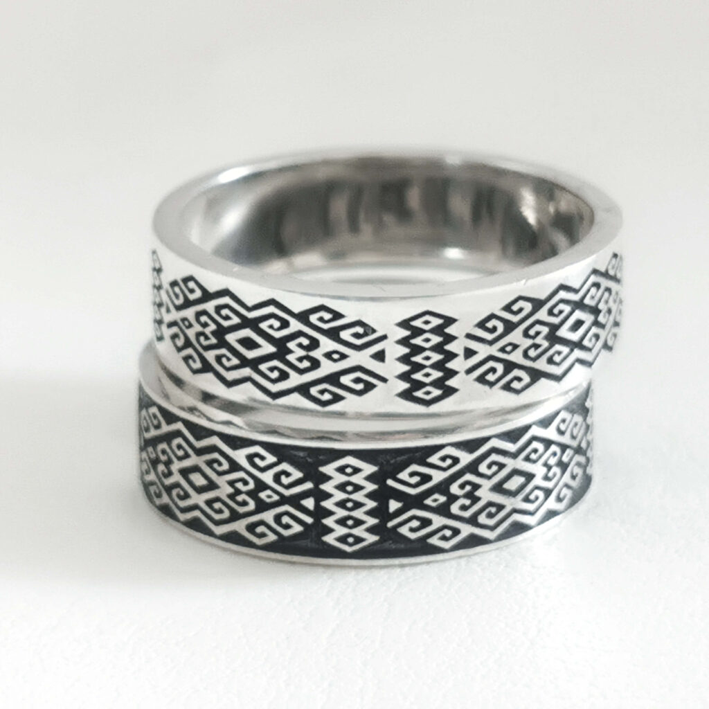 Joyas de inspiración mapuche, símbolos ancestrales en plata.